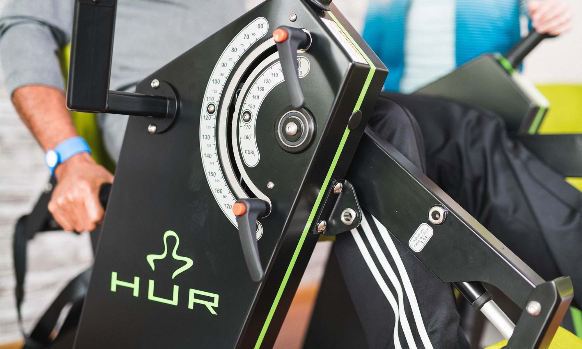 HUR Trainingsgeräte für Reha, Fitness & Prävention